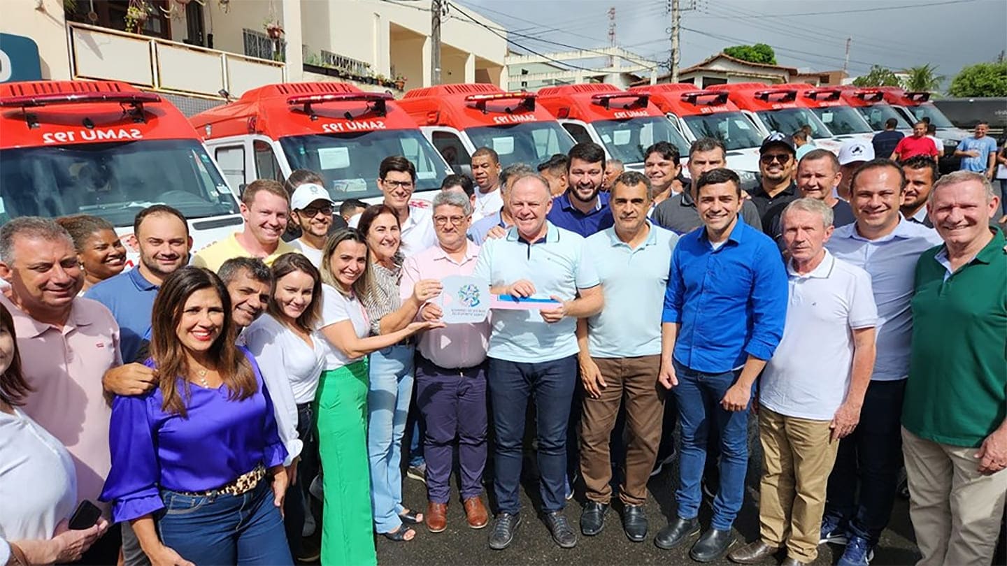 Governo entrega novas ambulâncias para fortalecer o SAMU 192